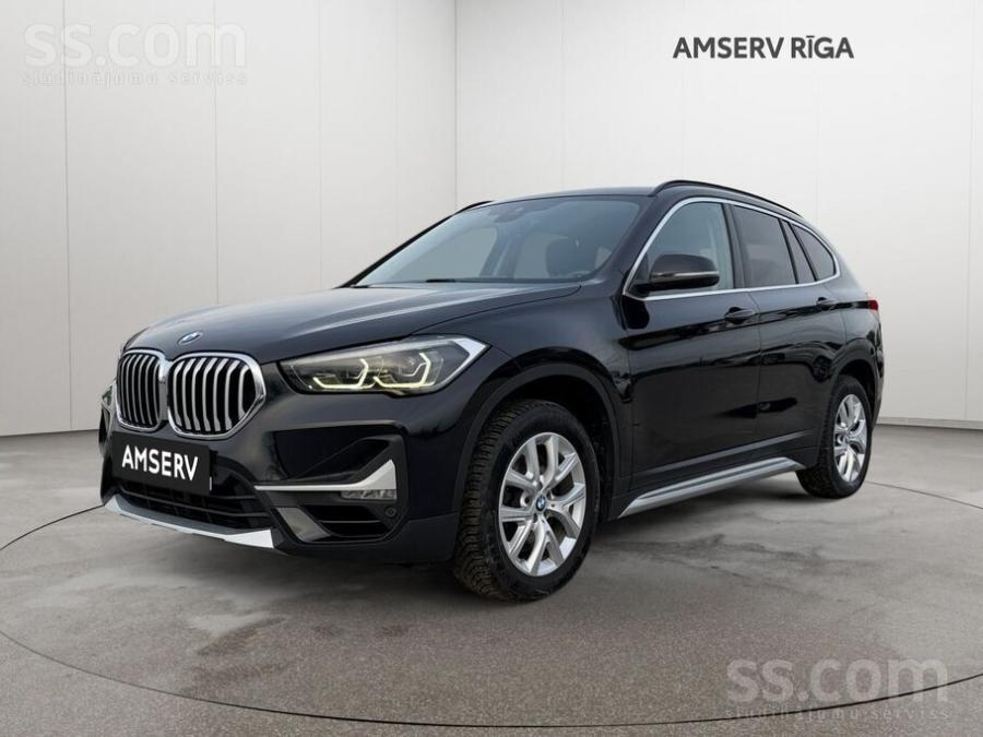 Black BMW X1 2019 in Riga, with an engine capacity of 2.00 L and mileage of 98 thousand km for 20600 €, photo 1 on AUTOMOTO.COM.LV