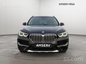 Black BMW X1 2019 in Riga, with an engine capacity of 2.00 L and mileage of 98 thousand km for 20600 €, photo 6 on AUTOMOTO.COM.LV