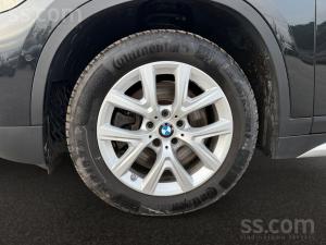 Black BMW X1 2019 in Riga, with an engine capacity of 2.00 L and mileage of 98 thousand km for 20600 €, photo 16 on AUTOMOTO.COM.LV