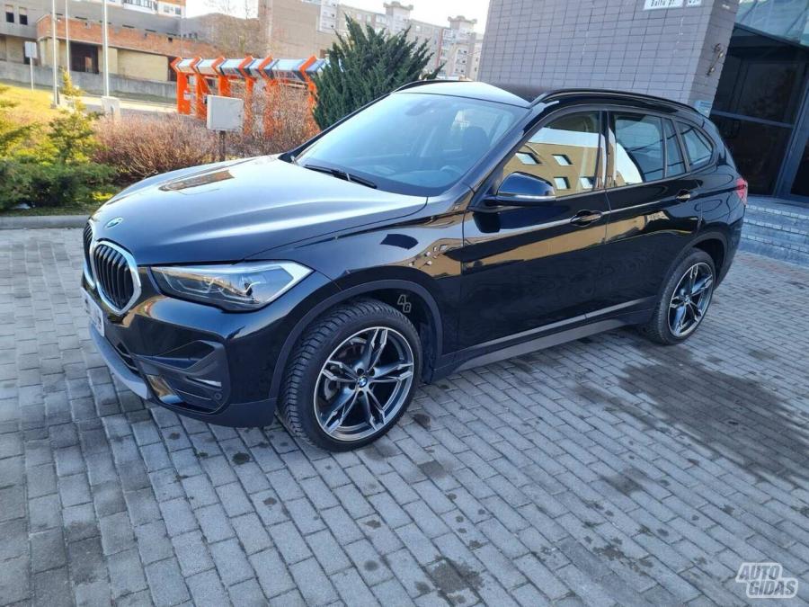 Melns BMW X1 2020 Kauņa, ar dzinēja tilpumu 1.50 L un nobraukumu 181 tūkst. km par 12800 €, foto 9 vietnē AUTOMOTO.COM.LV