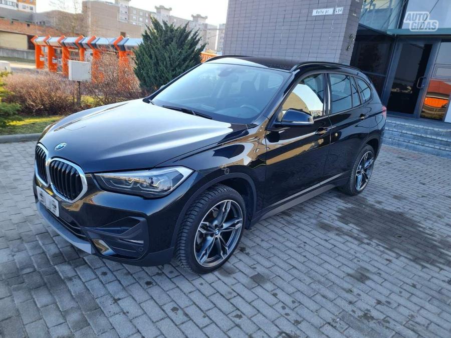 Melns BMW X1 2020 Kauņa, ar dzinēja tilpumu 1.50 L un nobraukumu 181 tūkst. km par 12800 €, foto 11 vietnē AUTOMOTO.COM.LV