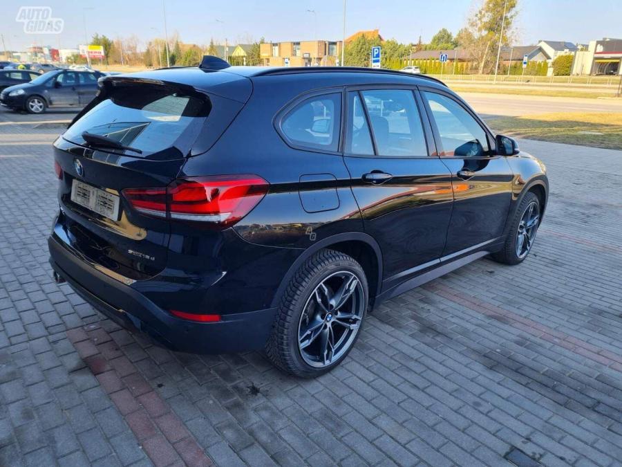 Melns BMW X1 2020 Kauņa, ar dzinēja tilpumu 1.50 L un nobraukumu 181 tūkst. km par 12800 €, foto 13 vietnē AUTOMOTO.COM.LV