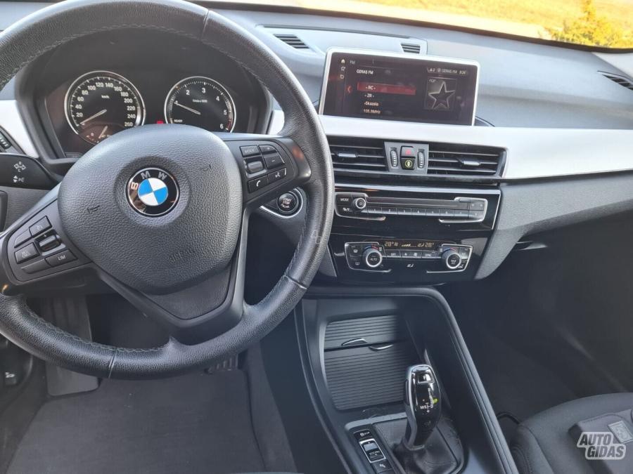 Melns BMW X1 2020 Kauņa, ar dzinēja tilpumu 1.50 L un nobraukumu 181 tūkst. km par 12800 €, foto 19 vietnē AUTOMOTO.COM.LV