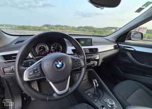 Black BMW X1 2020 in Kaunas, with an engine capacity of 2.00 L and mileage of 95 thousand km for 18900 €, photo 8 on AUTOMOTO.COM.LV