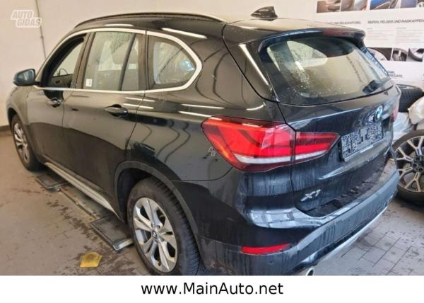 Melns BMW X1 2020 Kauņa, ar dzinēja tilpumu 1.50 L un nobraukumu 53 tūkst. km par 22905 €, foto 3 vietnē AUTOMOTO.COM.LV