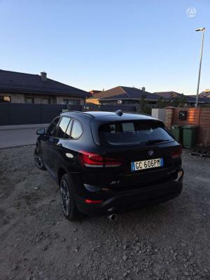 Melns BMW X1 2020 Kauņa, ar dzinēja tilpumu 1.50 L un nobraukumu 182 tūkst. km par 14300 €, foto 9 vietnē AUTOMOTO.COM.LV