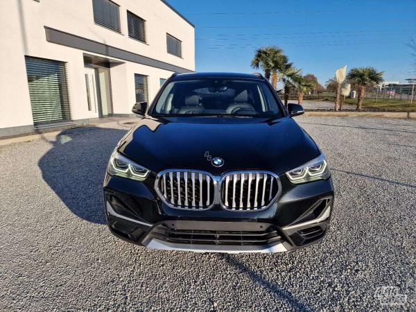 Melns BMW X1 2020 Kauņa, ar dzinēja tilpumu 1.50 L un nobraukumu 80 tūkst. km par 23327 €, foto 3 vietnē AUTOMOTO.COM.LV