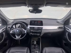 Black BMW X1 2020 in Vilnius, with an engine capacity of 2.00 L and mileage of 135 thousand km for 21417 €, photo 9 on AUTOMOTO.COM.LV