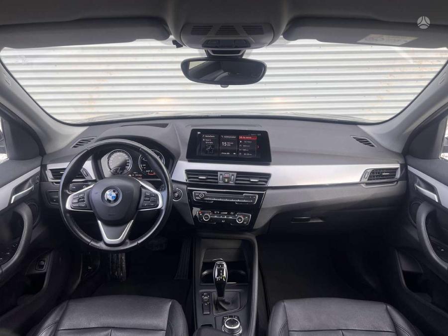 Black BMW X1 2020 in Vilnius, with an engine capacity of 2.00 L and mileage of 135 thousand km for 21417 €, photo 9 on AUTOMOTO.COM.LV