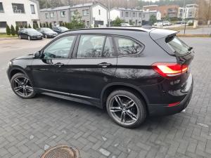 Black BMW X1 2020 in Kaunas, with an engine capacity of 1.50 L and mileage of 182 thousand km for 14000 €, photo 8 on AUTOMOTO.COM.LV