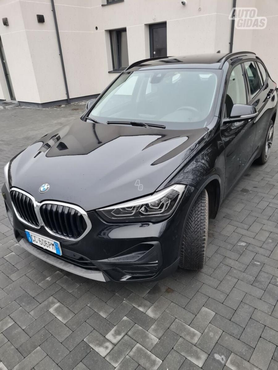Melns BMW X1 2020 Kauņa, ar dzinēja tilpumu 1.50 L un nobraukumu 182 tūkst. km par 13500 €, foto 2 vietnē AUTOMOTO.COM.LV