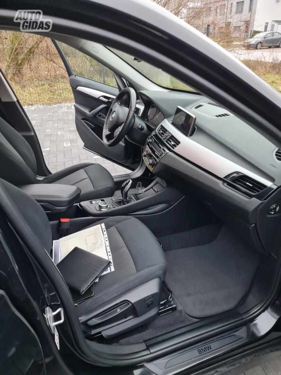 Melns BMW X1 2020 Kauņa, ar dzinēja tilpumu 1.50 L un nobraukumu 182 tūkst. km par 13500 €, foto 21 vietnē AUTOMOTO.COM.LV
