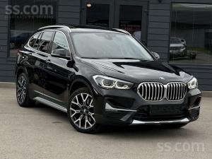 Melns BMW X1 2020 Jelgava, ar dzinēja tilpumu 1.50 L un nobraukumu 210 tūkst. km par 19800 €, foto  vietnē AUTOMOTO.COM.LV