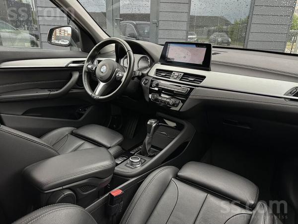 Melns BMW X1 2020 Jelgava, ar dzinēja tilpumu 1.50 L un nobraukumu 210 tūkst. km par 19800 €, foto 6 vietnē AUTOMOTO.COM.LV