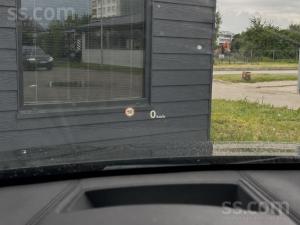 Melns BMW X1 2020 Jelgava, ar dzinēja tilpumu 1.50 L un nobraukumu 210 tūkst. km par 19800 €, foto 15 vietnē AUTOMOTO.COM.LV