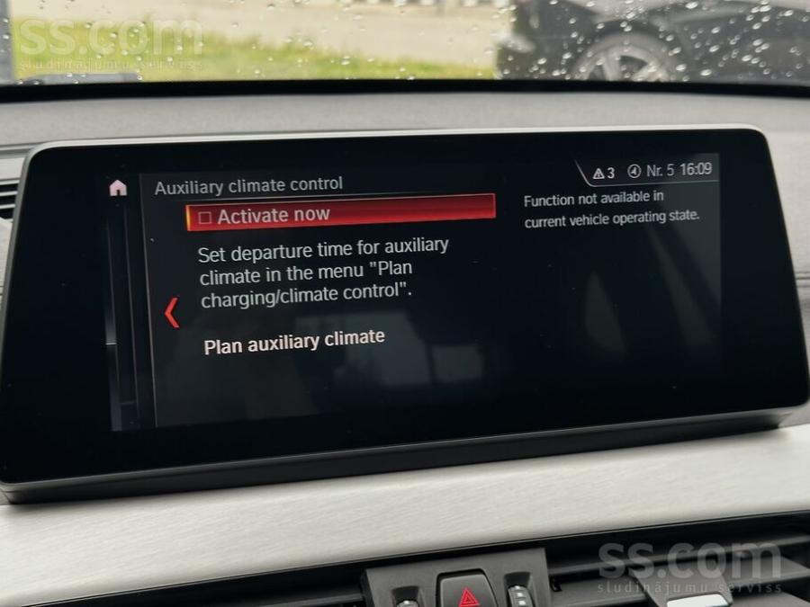 Melns BMW X1 2020 Jelgava, ar dzinēja tilpumu 1.50 L un nobraukumu 210 tūkst. km par 19800 €, foto 22 vietnē AUTOMOTO.COM.LV