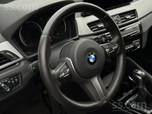 Melns BMW X1 2020 Jelgava, ar dzinēja tilpumu 1.50 L un nobraukumu 210 tūkst. km par 19800 €, foto 25 vietnē AUTOMOTO.COM.LV