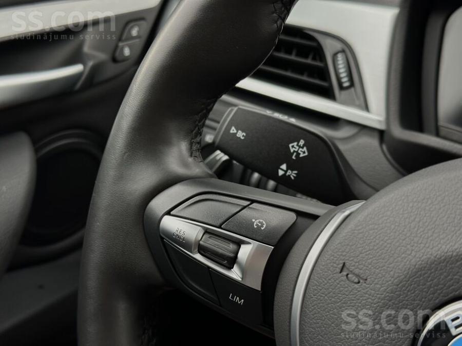 Melns BMW X1 2020 Jelgava, ar dzinēja tilpumu 1.50 L un nobraukumu 210 tūkst. km par 19800 €, foto 26 vietnē AUTOMOTO.COM.LV