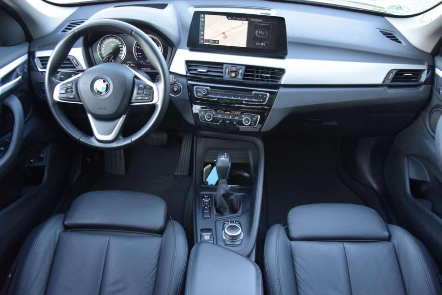 Black BMW X1 2020 in Vilnius, with an engine capacity of 1.50 L and mileage of 212 thousand km for 17999 €, photo 18 on AUTOMOTO.COM.LV