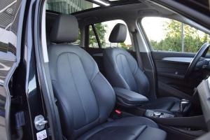 Black BMW X1 2020 in Vilnius, with an engine capacity of 1.50 L and mileage of 212 thousand km for 17999 €, photo 21 on AUTOMOTO.COM.LV