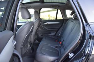 Black BMW X1 2020 in Vilnius, with an engine capacity of 1.50 L and mileage of 212 thousand km for 17999 €, photo 23 on AUTOMOTO.COM.LV