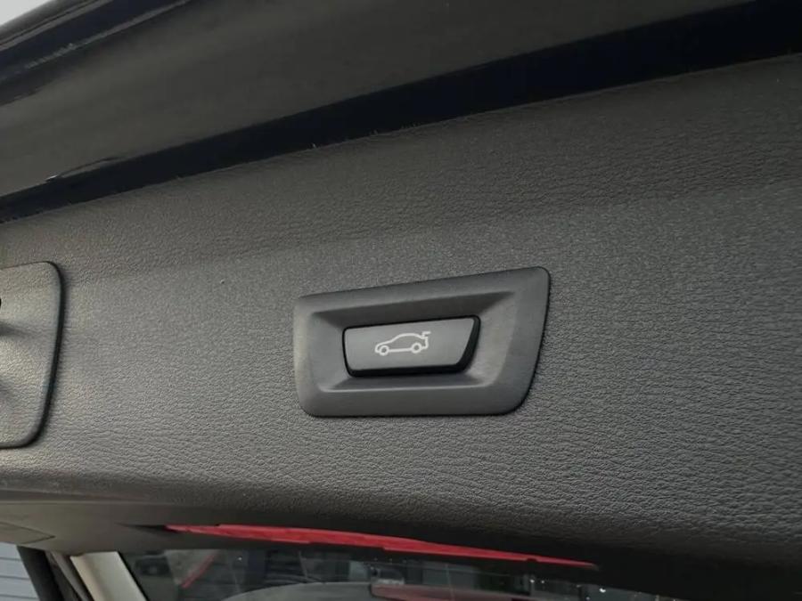Черный БМВ Х1 2020 в Елгава, объемом двигателя 1.50 л и пробегом 210 тыс. км за 19800 €, фото 12 на AUTOMOTO.COM.LV