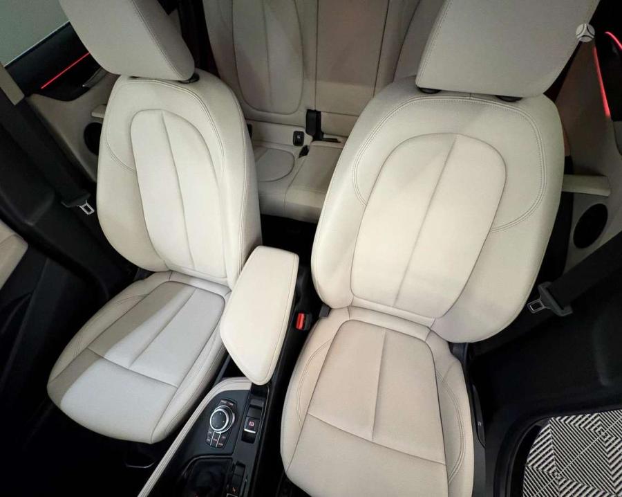 Melns BMW X1 2020 Marijampole, ar dzinēja tilpumu 2.00 L un nobraukumu 109 tūkst. km par 17450 €, foto 14 vietnē AUTOMOTO.COM.LV