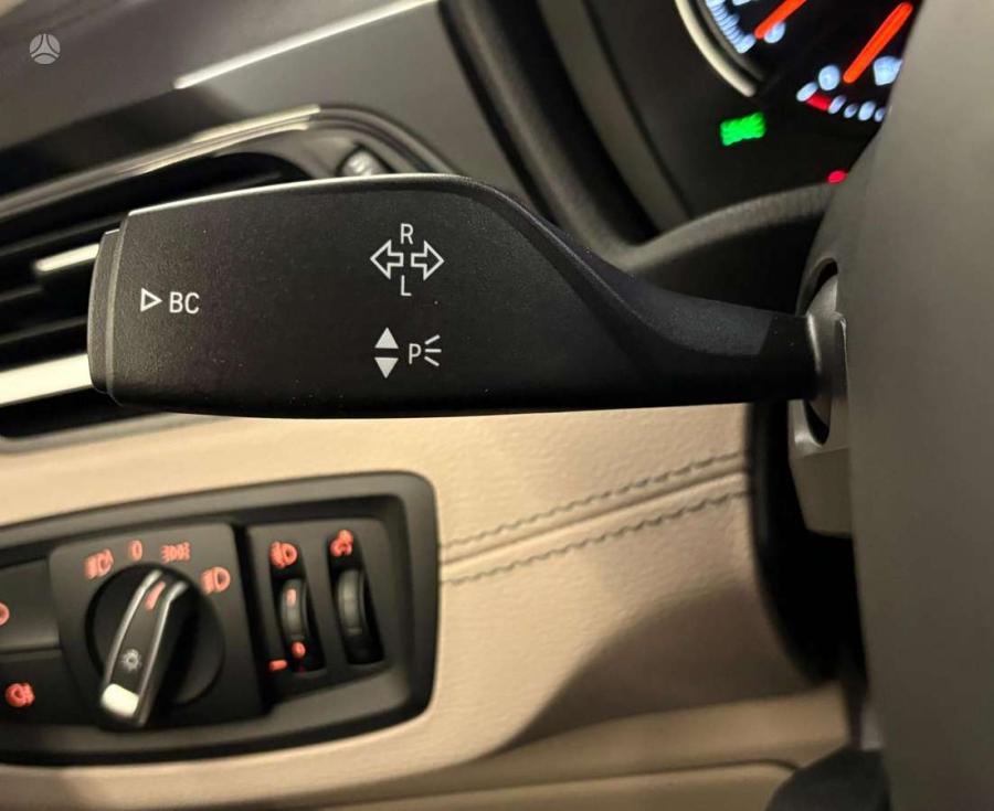 Melns BMW X1 2020 Marijampole, ar dzinēja tilpumu 2.00 L un nobraukumu 109 tūkst. km par 17450 €, foto 15 vietnē AUTOMOTO.COM.LV