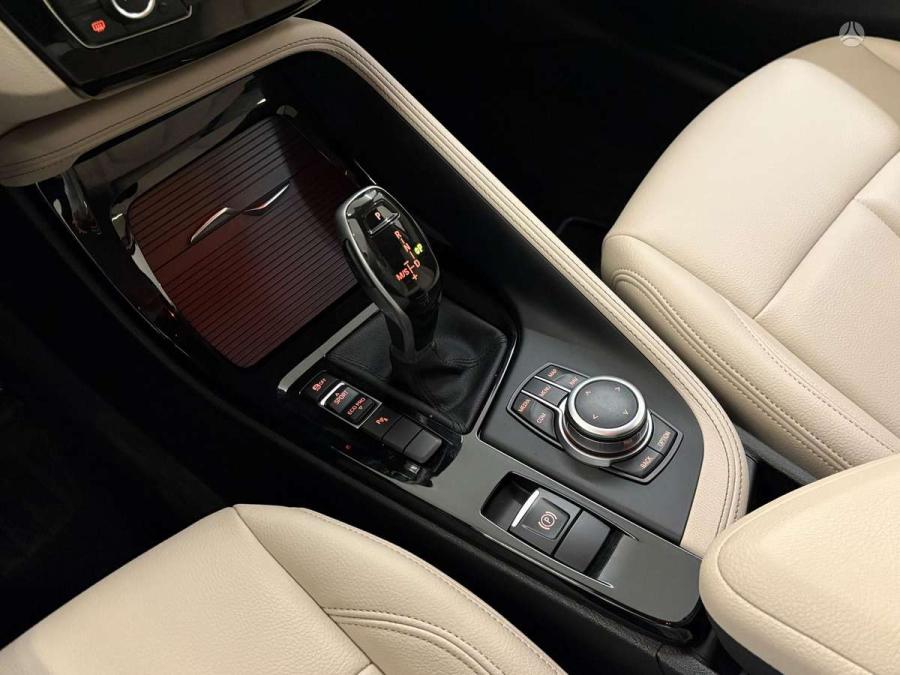 Melns BMW X1 2020 Marijampole, ar dzinēja tilpumu 2.00 L un nobraukumu 109 tūkst. km par 17450 €, foto 19 vietnē AUTOMOTO.COM.LV