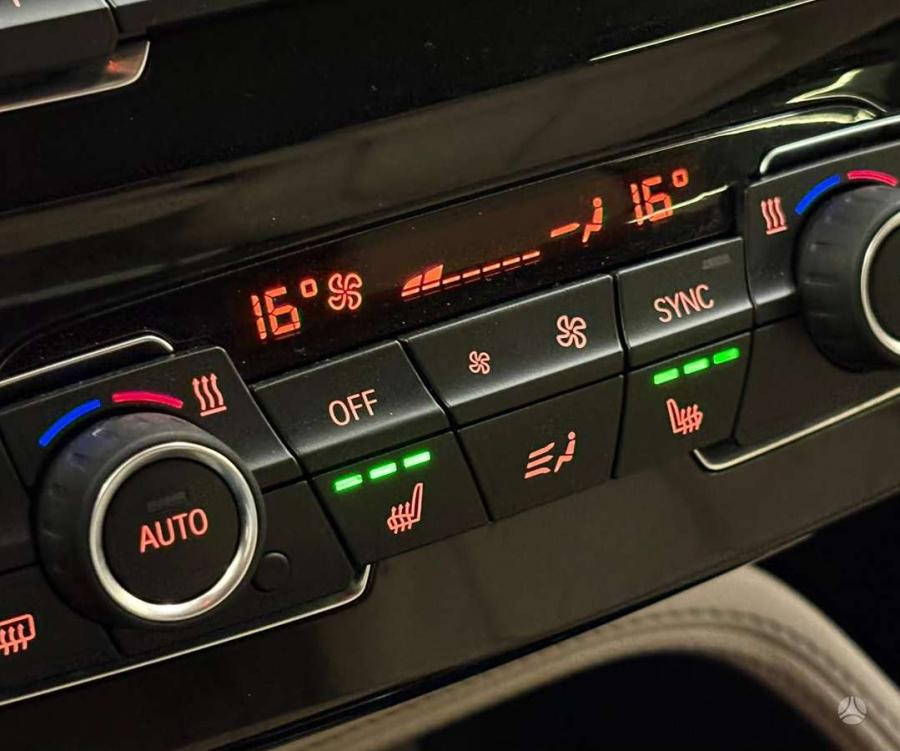Melns BMW X1 2020 Marijampole, ar dzinēja tilpumu 2.00 L un nobraukumu 109 tūkst. km par 17450 €, foto 33 vietnē AUTOMOTO.COM.LV