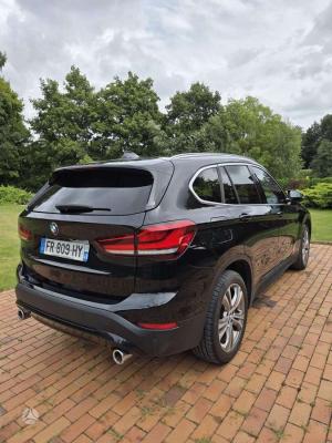 Melns BMW X1 2020 Anykščiai, ar dzinēja tilpumu 2.00 L un nobraukumu 200 tūkst. km par 16800 €, foto 3 vietnē AUTOMOTO.COM.LV