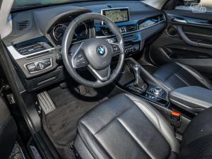 Black BMW X1 2021 in Kaunas, with an engine capacity of 1.50 L and mileage of 40 thousand km for 30056 €, photo 9 on AUTOMOTO.COM.LV