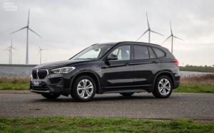 Black BMW X1 2021 in Kaunas, with an engine capacity of 1.50 L and mileage of 91 thousand km for 24409 €, photo 8 on AUTOMOTO.COM.LV