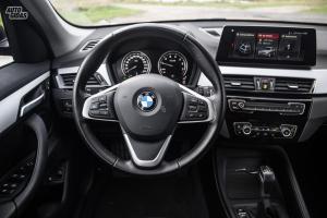 Black BMW X1 2021 in Kaunas, with an engine capacity of 1.50 L and mileage of 91 thousand km for 24409 €, photo 20 on AUTOMOTO.COM.LV