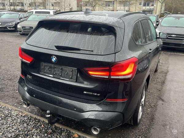 Melns BMW X1 2021 Viļņa, ar dzinēja tilpumu 2.00 L un nobraukumu 198 tūkst. km par 18800 €, foto 4 vietnē AUTOMOTO.COM.LV