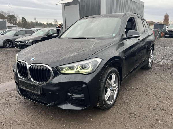 Melns BMW X1 2021 Viļņa, ar dzinēja tilpumu 2.00 L un nobraukumu 198 tūkst. km par 18800 €, foto 5 vietnē AUTOMOTO.COM.LV