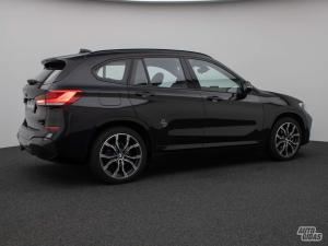 Black BMW X1 2021 in Kaunas, with an engine capacity of 1.50 L and mileage of 63 thousand km for 29609 €, photo 6 on AUTOMOTO.COM.LV