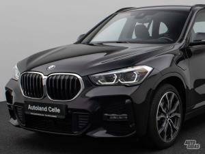 Black BMW X1 2021 in Kaunas, with an engine capacity of 1.50 L and mileage of 63 thousand km for 29609 €, photo 16 on AUTOMOTO.COM.LV