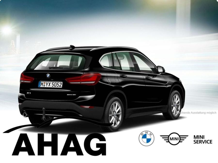 Black BMW X1 2021 in Kaunas, with an engine capacity of 1.50 L and mileage of 60 thousand km for 25762 €, photo 3 on AUTOMOTO.COM.LV