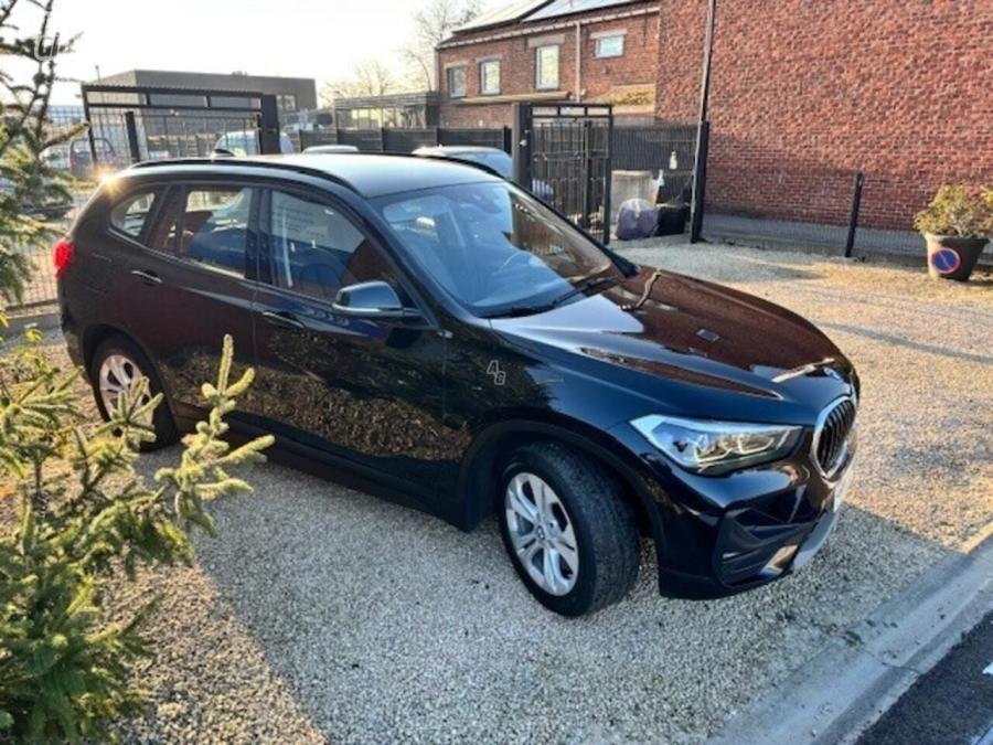 Melns BMW X1 2021 Kauņa, ar dzinēja tilpumu 1.50 L un nobraukumu 100 tūkst. km par 23379 €, foto 3 vietnē AUTOMOTO.COM.LV
