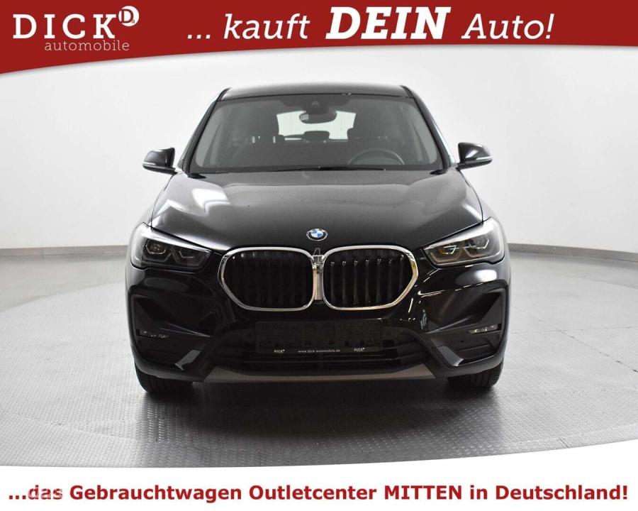 Black BMW X1 2021 in Kaunas, with an engine capacity of 2.00 L and mileage of 97 thousand km for 22694 €, photo 3 on AUTOMOTO.COM.LV