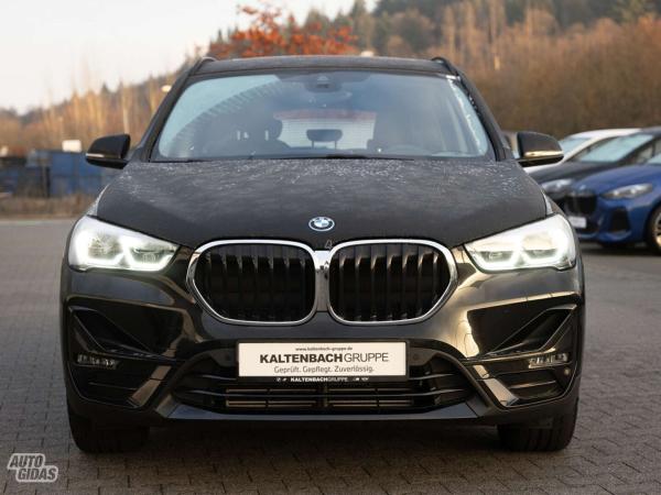 Melns BMW X1 2021 Kauņa, ar dzinēja tilpumu 1.50 L un nobraukumu 39 tūkst. km par 28879 €, foto 2 vietnē AUTOMOTO.COM.LV