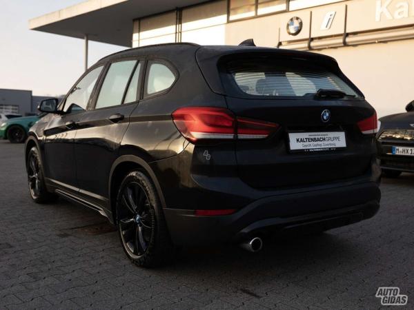 Melns BMW X1 2021 Kauņa, ar dzinēja tilpumu 1.50 L un nobraukumu 39 tūkst. km par 28879 €, foto 7 vietnē AUTOMOTO.COM.LV