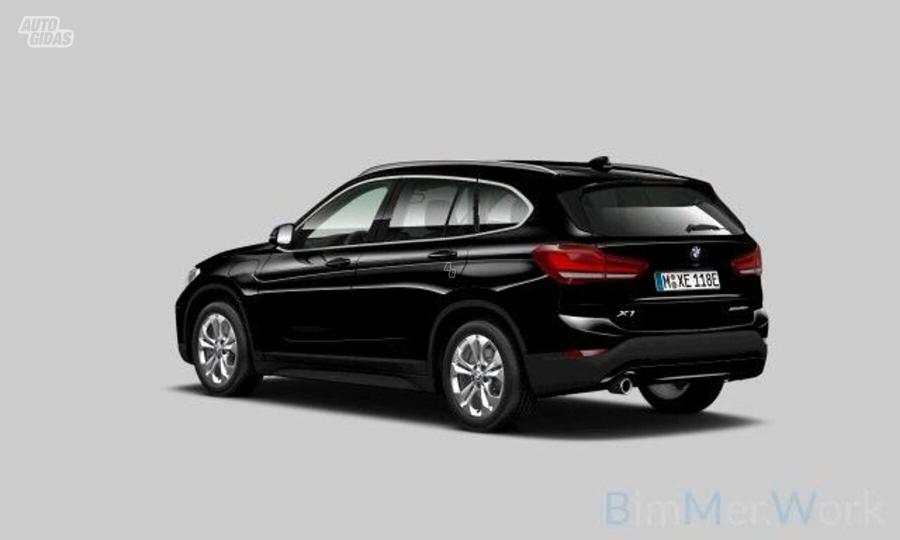 Melns BMW X1 2021 Kauņa, ar dzinēja tilpumu 1.50 L un nobraukumu 35 tūkst. km par 27143 €, foto 2 vietnē AUTOMOTO.COM.LV