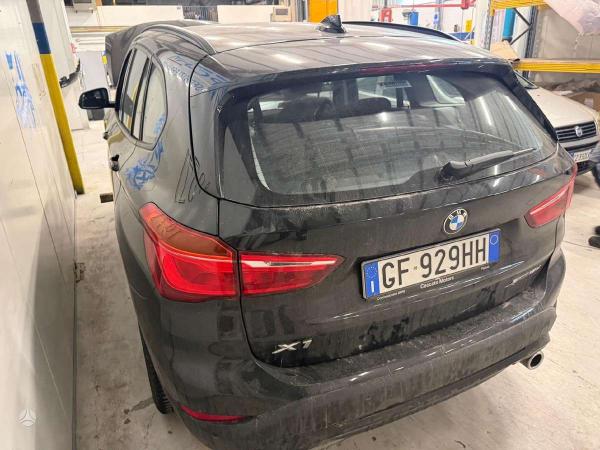 Black BMW X1 2021 in Panevezys, with an engine capacity of 2.00 L and mileage of 46 thousand km for 11500 €, photo 7 on AUTOMOTO.COM.LV