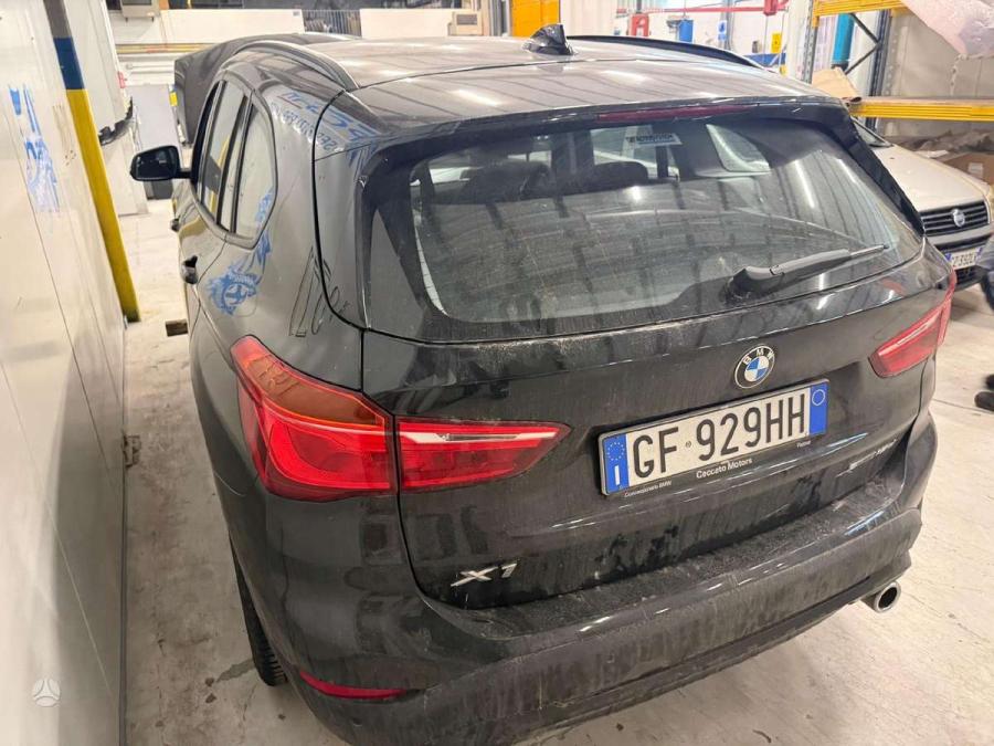 Melns BMW X1 2021 Panevēža, ar dzinēja tilpumu 2.00 L un nobraukumu 46 tūkst. km par 11500 €, foto 7 vietnē AUTOMOTO.COM.LV
