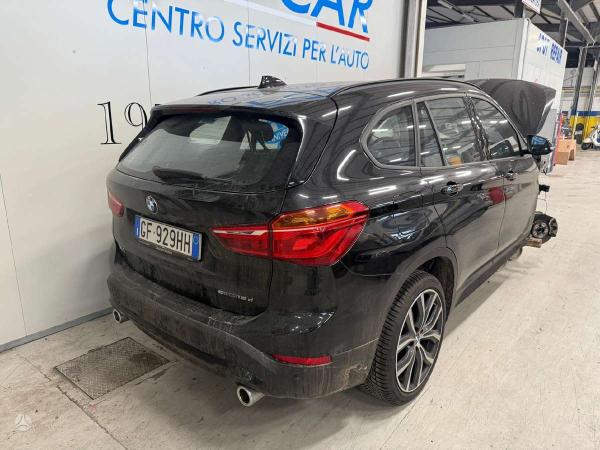 Black BMW X1 2021 in Panevezys, with an engine capacity of 2.00 L and mileage of 46 thousand km for 11500 €, photo 8 on AUTOMOTO.COM.LV