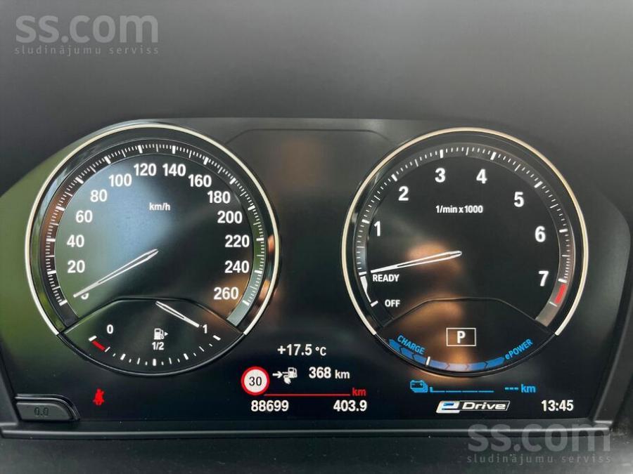 Black BMW X1 2021 in Riga, with an engine capacity of 1.50 L and mileage of 89 thousand km for 21500 €, photo 15 on AUTOMOTO.COM.LV