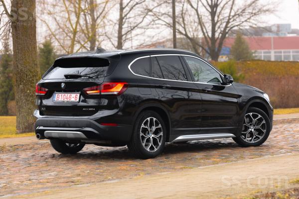 Melns BMW X1 2021 Jelgava, ar dzinēja tilpumu 1.50 L un nobraukumu 175 tūkst. km par 21900 €, foto 5 vietnē AUTOMOTO.COM.LV