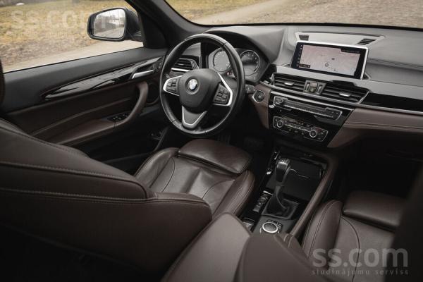 Melns BMW X1 2021 Jelgava, ar dzinēja tilpumu 1.50 L un nobraukumu 175 tūkst. km par 21900 €, foto 7 vietnē AUTOMOTO.COM.LV